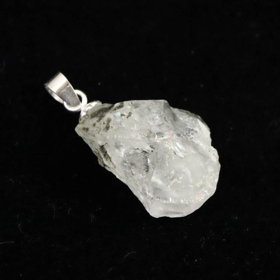 ブラジル産 フェナカイト 16mm原石ペンダントトップ 2.35g 【榎本通商16342】 : 16342a : 榎本通商 - 通販 ...