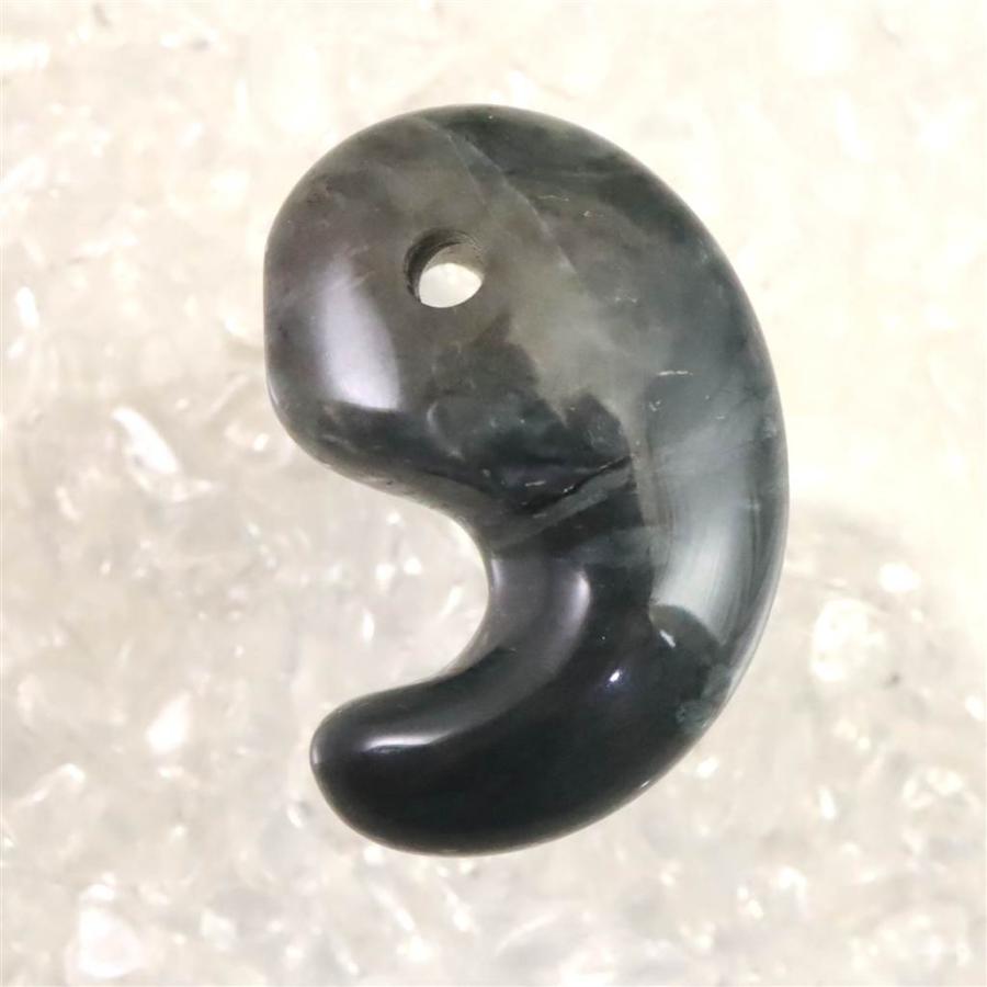 神居古潭石 （カムイ・コタン） 30mm 勾玉 証明書付 9.6g 【榎本通商22290】 : 榎本通商 - 通販 - Yahoo!ショッピング