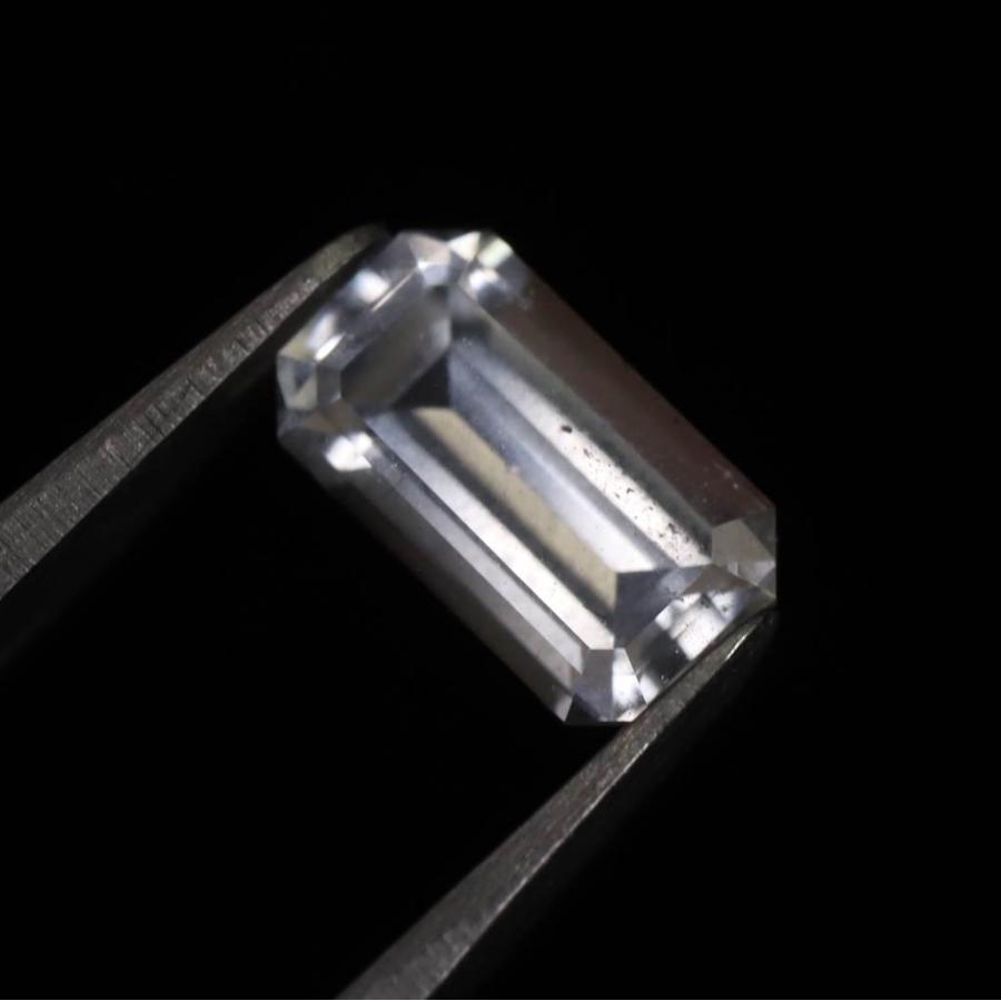 ロシア産 フェナカイト 6.1mmレクタングルカット ルース 0.55ct 【榎本通商43130】 : 榎本通商 - 通販 - Yahoo!ショッピング