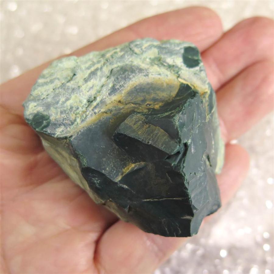 出雲碧玉 出雲石 原石 67g ディレクトリーカード付 【榎本通商59253】 : 榎本通商 - 通販 - Yahoo!ショッピング