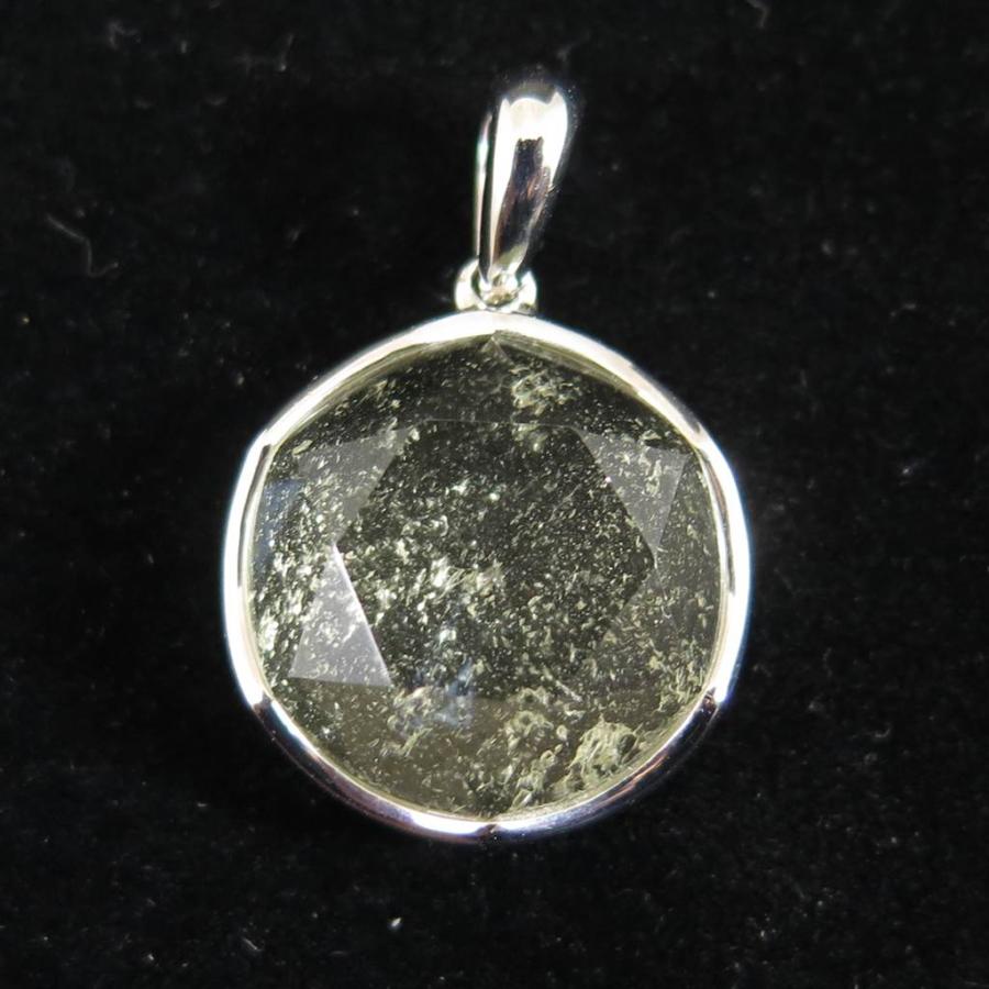 リビアンデザートグラス 17mmヘキサゴンカット ペンダントトップ 4.21g 【榎本通商93971】 : 93971a : 榎本通商 ...