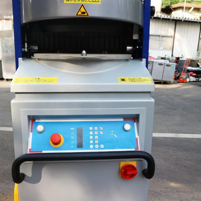 【送料無料】全自動分割丸目機 2020年製 戸倉商事 DR3A-00-00トクラ ベーカリー機械 中古 【見学 千葉】【動産王】 : 業務用 ...