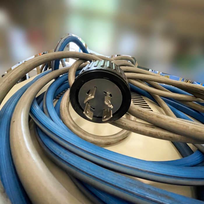 【送料無料】小型空気圧縮機 POD-3.7MNP5 日立産機 2017年 コンプレッサー 中古 【見学 千葉】【動産王】 : 動産王 - 通販 - Yahoo!ショッピング