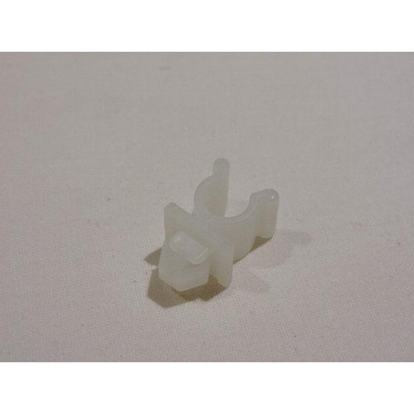 新品 ニッサン純正 ボンネットサポートクランプ 65722-01E00 色々な車種に流用可能 ※代引き不可商品 日産 補修部品 : enzo ...