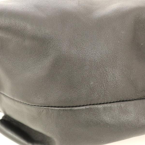 ロエベ LOEWE ブラック レザー ナッパアイレ チャーム付き ロエベ LOEWE ブラック レザー ナッパアイレ チャーム付き