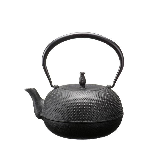 OIGEN 伝統工芸品 南部鉄瓶 観月 アラレ 1.2L 黒 内部素焼き ツル（持ち手）が倒れる ガス火 直火 鉄分 補給 白湯 鉄瓶 南部鉄器 日本製 : e雑貨yume - 通販 ...