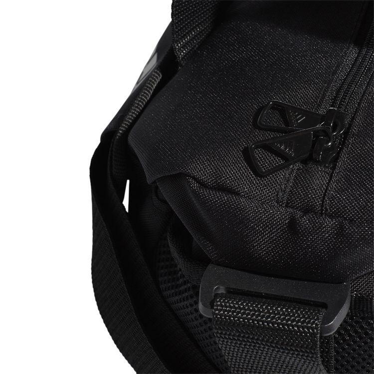 アディダス LINEAR ダッフルバッグ XS 60159-GN1925 メンズ :60159-gn1925:イーゾーン スポーツ - 通販 ...