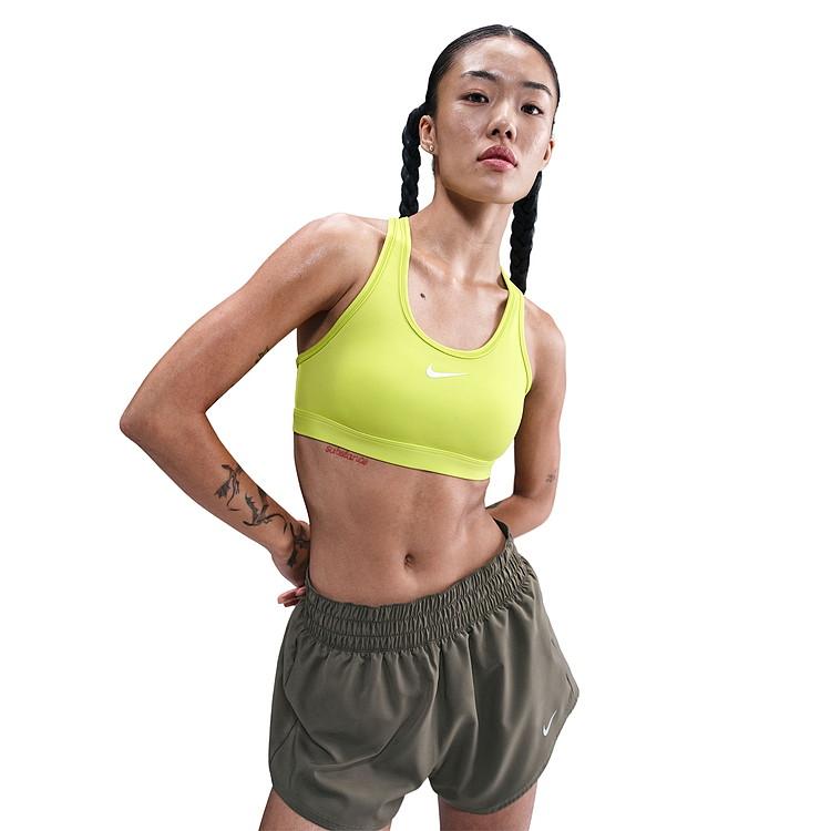 NIKE（ナイキ） ウィメンズ スウッシュ MED SPT ブラ DX6822-389 レディース メール便送料無料 : イーゾーン スポーツ ...