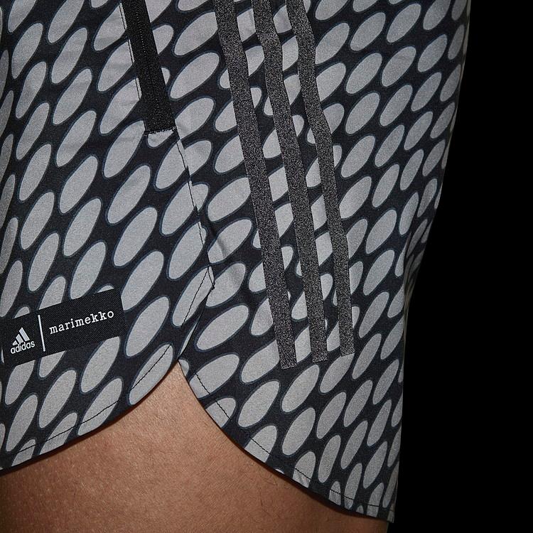 adidas（アディダス） マリメッコ ランアイコン スリーストライプスショーツ メンズランニング マリメッコとのコラボショーツ EUY66 ...