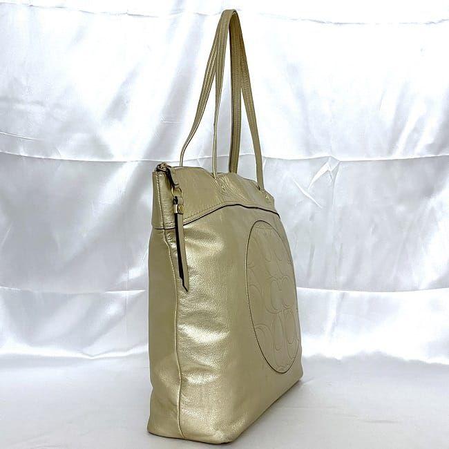 COACH コーチ トートバッグ ゴールド ラウラ F18336 ec-20111 肩掛け レザー 中古 シグネチャー : フリマハイクラス ...