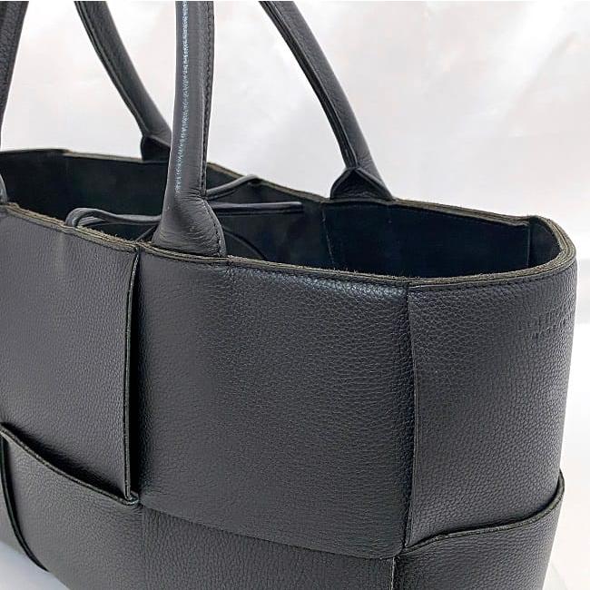 BOTTEGA VENETA ボッテガヴェネタ トートバッグ アルコトート f-23650 ブラック マキシイントレチャート 652867 スモール : フリマハイクラス - 通販 ...