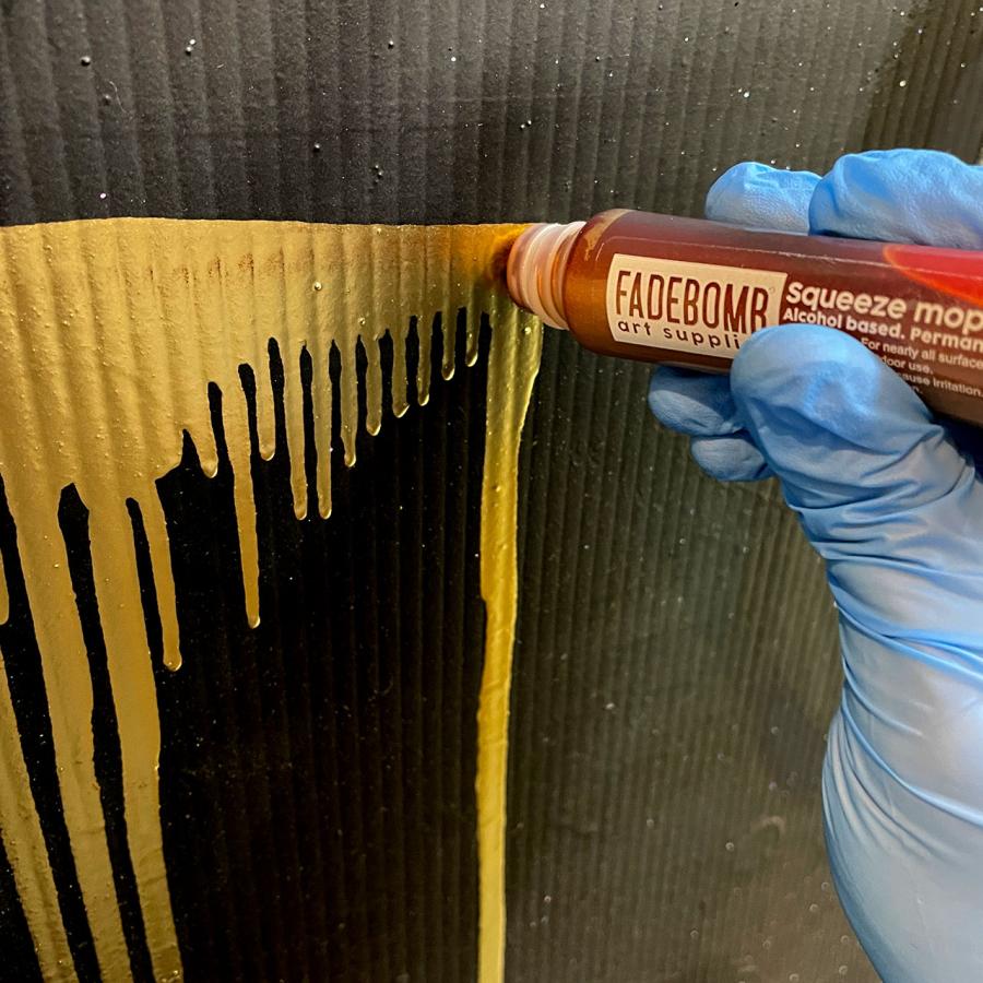 FADEBOMB Squeeze mop marker S08 油性 ペイントマーカー 【S08】 : FADEBOMB - 通販 - Yahoo!ショッピング