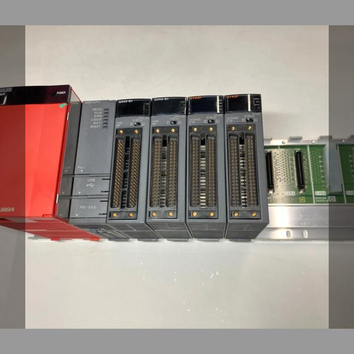 三菱電機 MELSEC-Qシリーズ シーケンサセット Q38B Q64P Q02HCPU QX42-S1 QY42P : FA機器.comYahoo!店 - 通販 - Yahoo!ショッピング