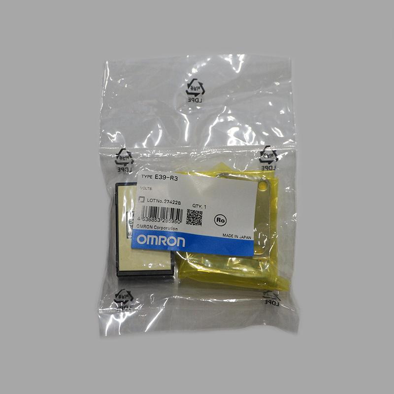 オムロン オムロン E39-R3 反射板 小型タイプ（22.5x38x11mm） : FA-Ubon Yahoo!店 - 通販 - Yahoo ...
