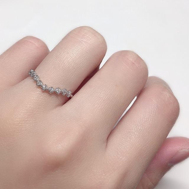 K18 ホワイトゴールド ダイヤ V字 リング fefプライス : プチジュエリーfefエフイーエフ - 通販 - Yahoo!ショッピング