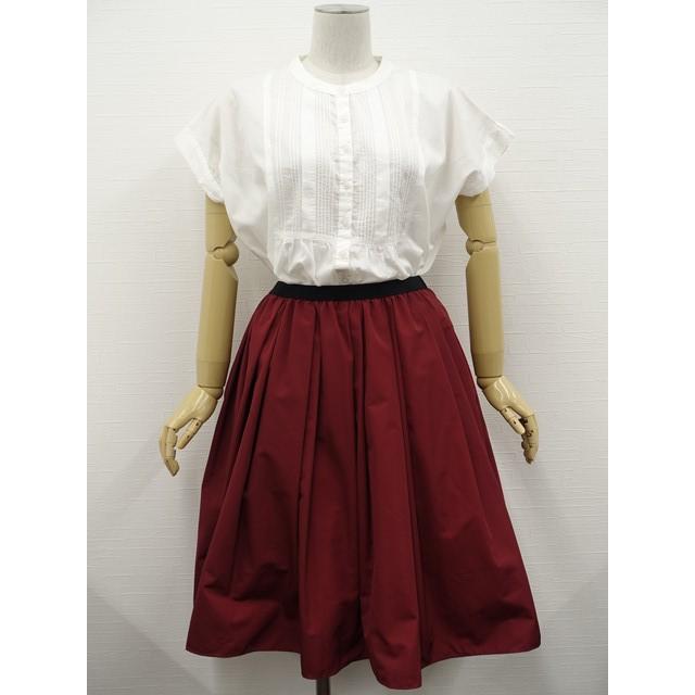 TRECODE Lugnoncure等 半袖ブラウス+ひざ丈タックフレアスカート コーディネート2点セット M相当 ホワイト レッド ガーリー・ナチュラル系 20代 : レディースファッション ...