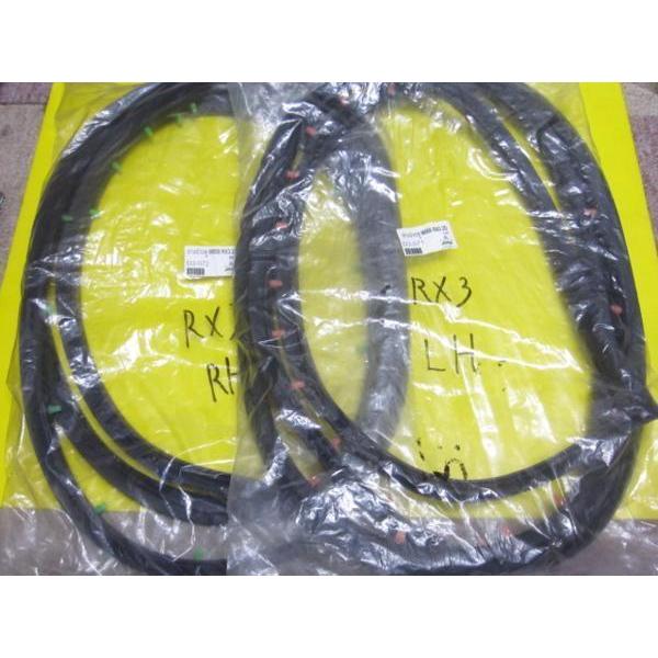 サバンナ RX3 RX-3 S102 S124 2ドア用 ドアウェザーストリップ ウェザーストリップ ドアウェザー : ファインオートサービス - 通販 - Yahoo!ショッピング