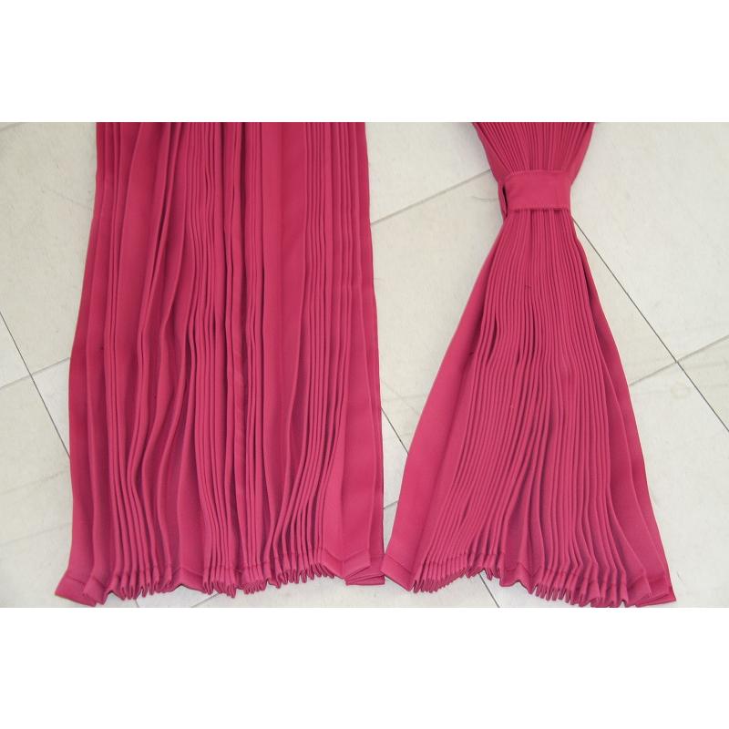 トラックカーテン 仮眠カーテン ワインレッド大型中型兼用 プリーツ 1級遮光品 巾240x丈90cm 2枚入り フック付き トラック用品 : ふとん&カーテンのみやこ - 通販 - Yahoo ...