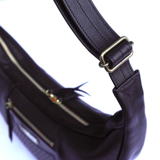 GuiltyFlame ギルティーフレーム GF-BBB レジーナ バナナバッグ ブラック ショルダーバッグ : フラッシュキャデラック - 通販 - Yahoo!ショッピング