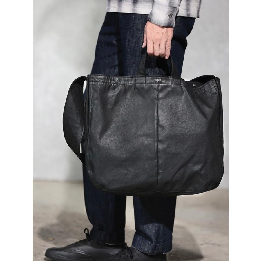 PEANUTS＆CO 限定 Peanuts&Co ACVM コラボ WAXED COTTON NEWS PAPER BAG Black ...