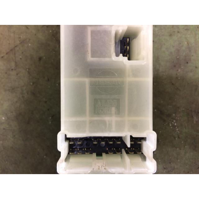 【個人宅発送可】ティーダ DBA-NC11 パワーウインド スイッチ 15M4 4WD 25401-ED000 : fm-factory - 通販 - Yahoo!ショッピング