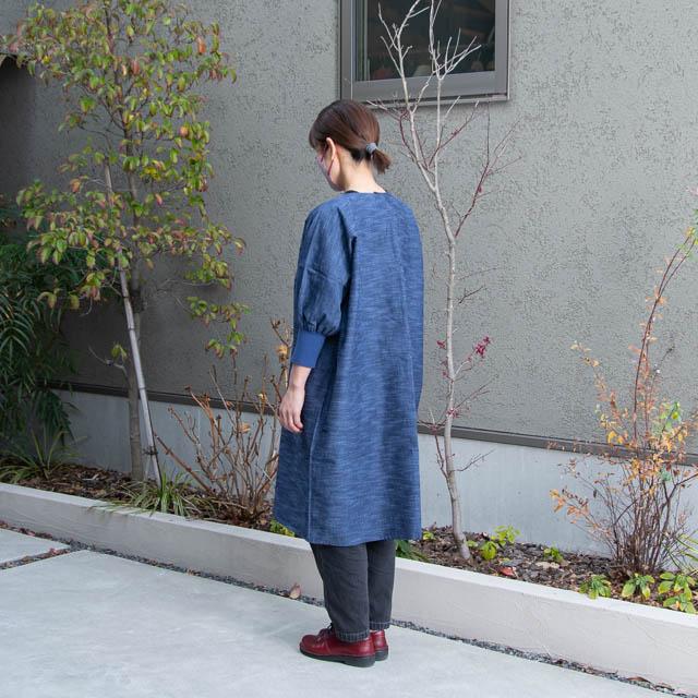 うなぎの寝床 久留米絣の割烹着 103cm丈 無地 サックスブルー KAPPOGI-103 : FRANK暮らしの道具 - 通販 - Yahoo!ショッピング