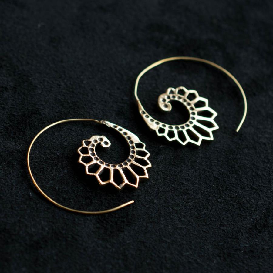 ブラス トライバルピアス 044 真鍮 民族模様 エキゾチック エスニック :BT-ER044:Freaky Hands - 通販 - Yahoo!ショッピング