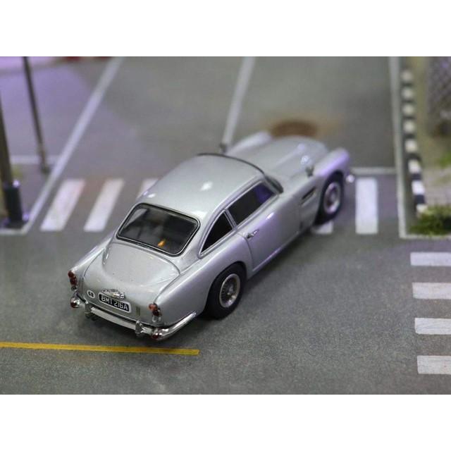 新品 DCM 1/64 アストンマーティン Aston Martin DB5 Silver フィギュア付き : ブーストギア ヤフー店 ...