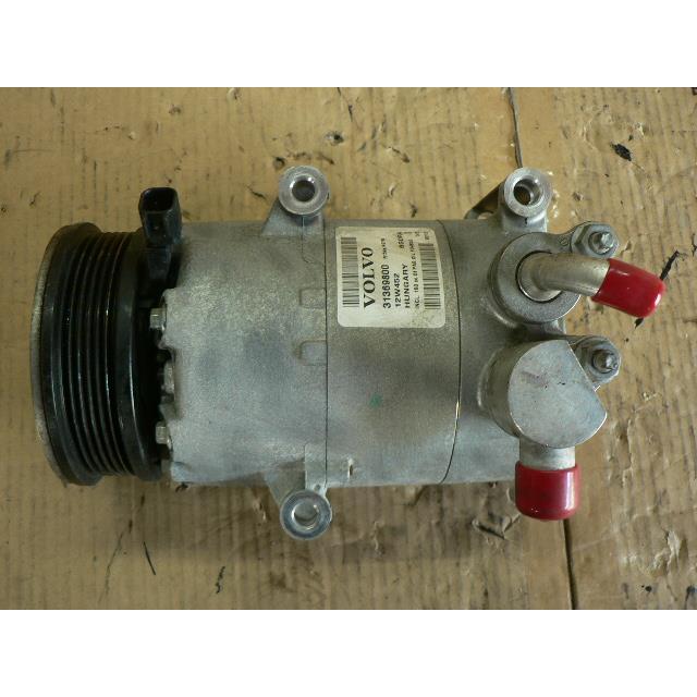 ボルボ 40シリーズ DBA-MB4164T エアコンコンプレッサー V40 T4 B4164T 6FT 614 46 31369800 ...