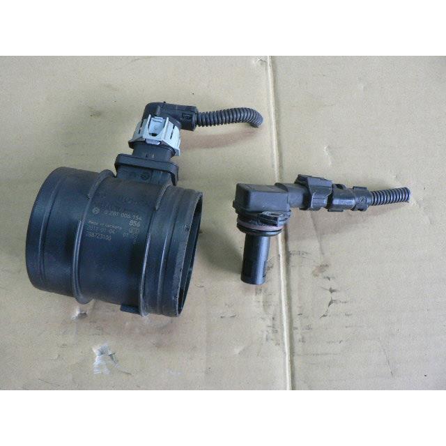 キャンター SKG-FEA20 エアフロメーター(2個セット) /4P10-T 5F ボッシュ 0281006154 220018/6040 ...