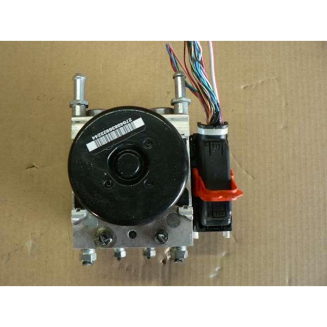 インプレッサ DBA-GP7 ABSアクチュエーター スポーツ2.0Iアイサイト 4WD FB20A CVT H3Q J20 ...