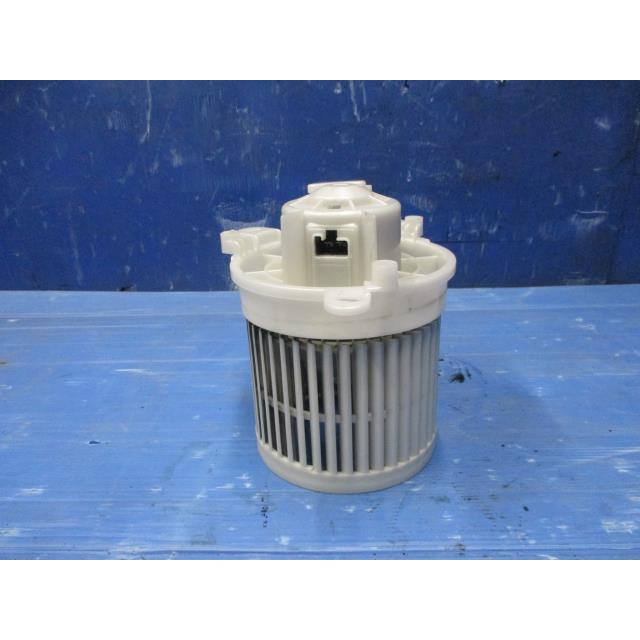 eKカスタム DBA-B11W ヒーターブロアモーター G 4WD 3B20 CVT V09 05X 223059/6790 : 富士商会ヤフー店 - 通販 - Yahoo!ショッピング