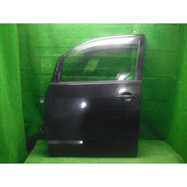 ノア TA-AZR65G 左フロントドア X 4WD 8人 1E2 67002-28190 : 211107002013200 : マルフジ - 通販 - Yahoo!ショッピング