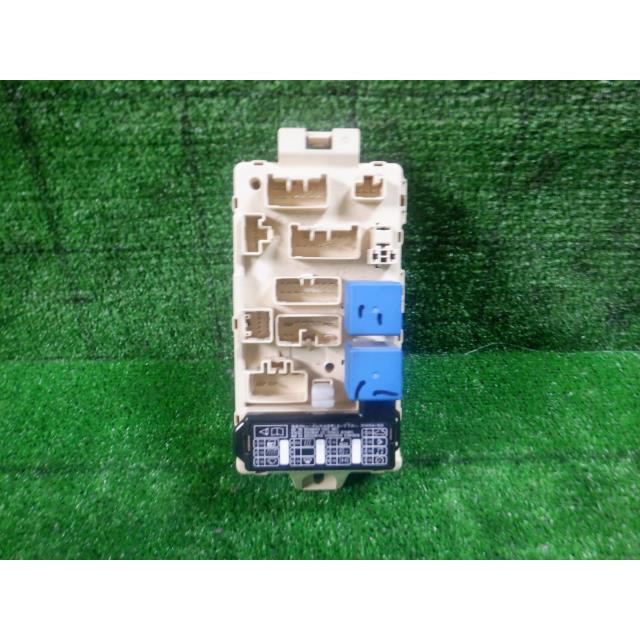 タウンボックス CBA-U62W ヒューズボックス LX 4WD W37 8565A163 : 230609000167800 : マルフジ - 通販 - Yahoo!ショッピング