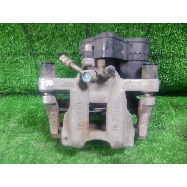 フィット 6AA-GR4 左リアキャリパー E:HEVホーム 4WD NH902P 43019-TZB-G01 : マルフジ - 通販 - Yahoo!ショッピング