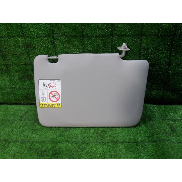 ムーヴ ムーヴキャンバス DBA-LA810S サンバイザー G SA2 4WD XE9 74320-B2660-B0 : マルフジ - 通販 - Yahoo!ショッピング