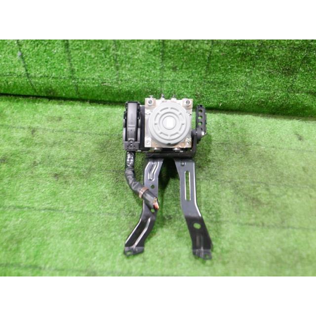 インプレッサ DBA-GK7 ABSアクチュエーター G4 2.0I-L アイサイト 4WD M7Y 27596FL080 : マルフジ ...