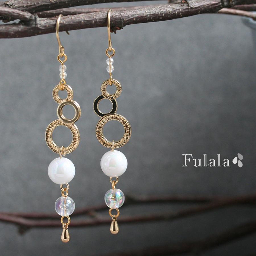 ピアス 金属アレルギー対応 シャボンピアス イヤリング変更無料 ステンレス 316L ロングピアス ホワイト アクリル : アクセサリー ...