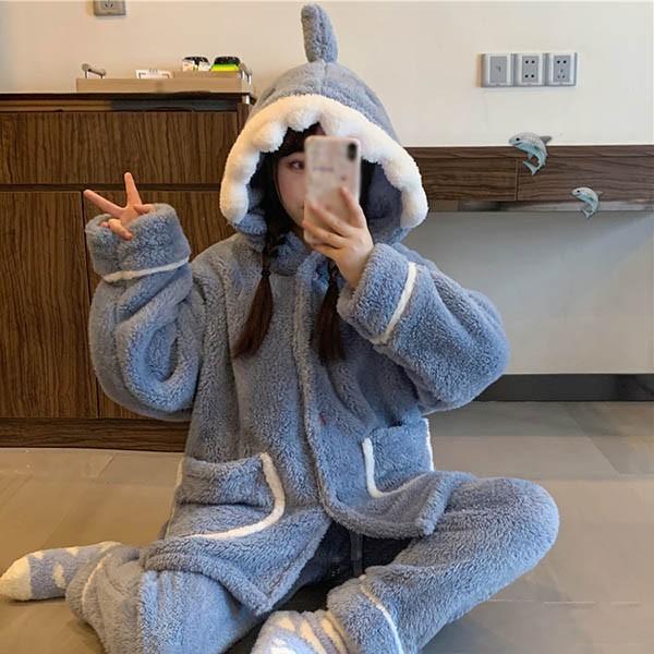 もこもこパジャマ ナイトガウン レディース サメ柄 冬 かわいい 長袖