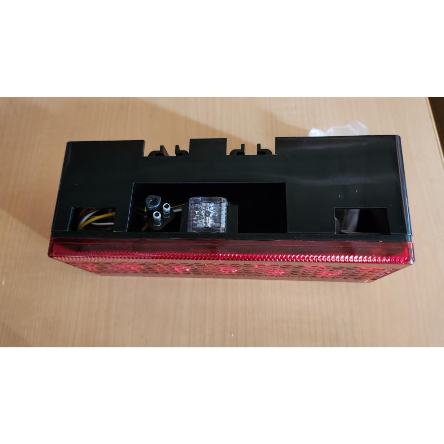 ★☆残り2個！トレーラー用 LEDテールランプ ショアランダー純正 送料込み！ ブレーキ/テール/ナンバー灯/ 新品！激安！☆★ : Funs - 通販 - Yahoo!ショッピング