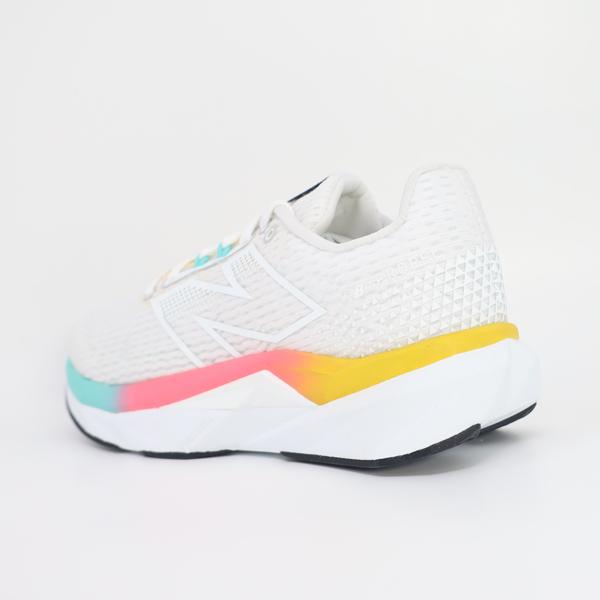 New Balance ニューバランス レディース ランニングシューズ Fuel Cell Propel v5 WFCPRLC5-B ...