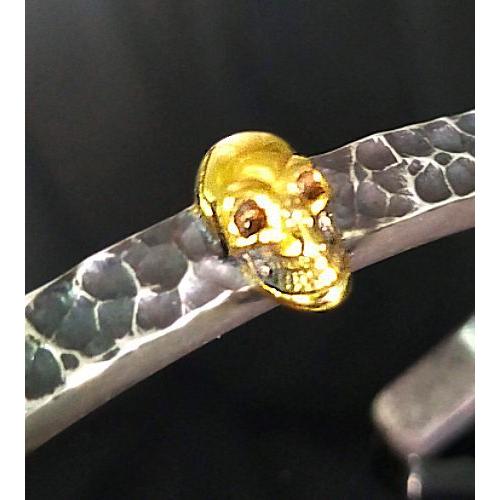 Gaboratory 10K Gold Twelve Small Skull On 6.5mm Wide Side Flat Chiseled ...
