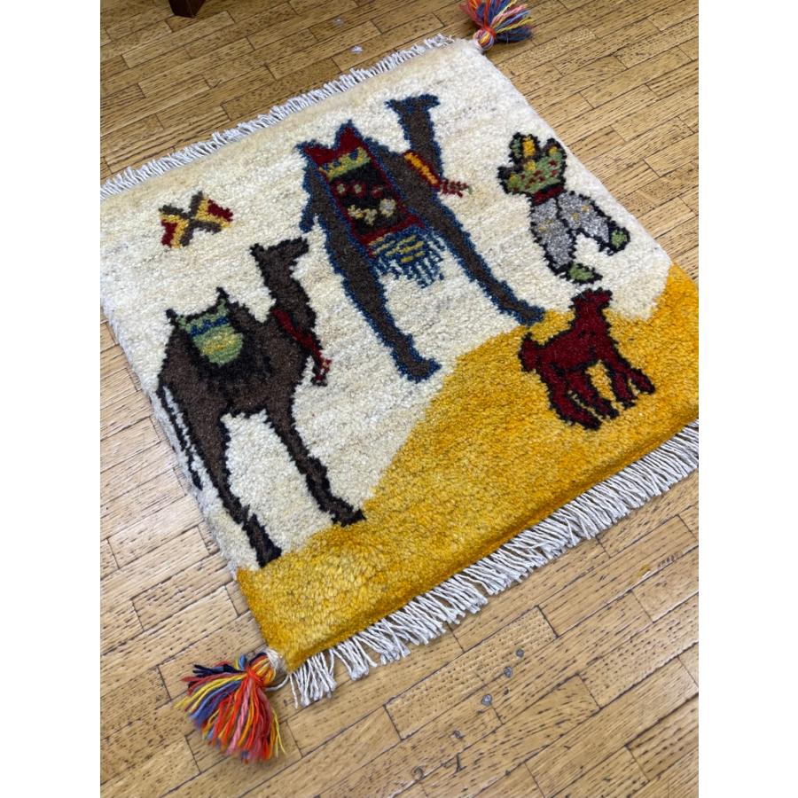 ペルシャギャッベ ギャッベ ギャべ 本物 手織 チェアパッド 座布団 チェアパッド 約40x40 cm ギャッベ座布団 チェアマット ギャべ ペルシャ イラン Gabbeh : ghys16g ...