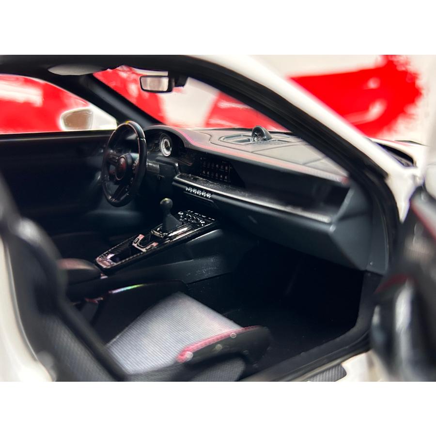 ミニチャンプス minichmaps 1/18 Porsche 911 (992) GT3 RS 2023 ホワイト ポルシェ ...