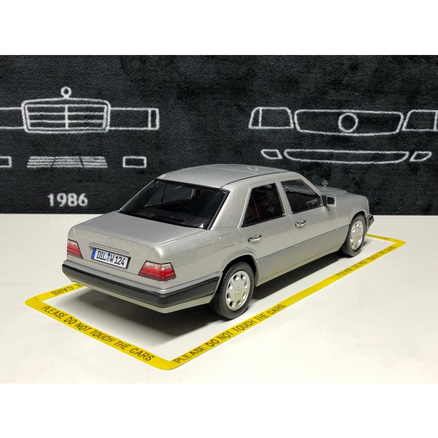 アイスケール iScale 1/18 Mercedes Benz E class (W124) year 1989 astral silver ...
