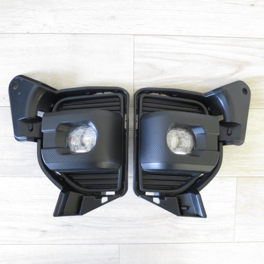 [送料無料] 新車外し！左右セット トヨタ 200系 ハイエース スーパー GL 7型 純正 LED フォグランプ 81481-V3010 ...