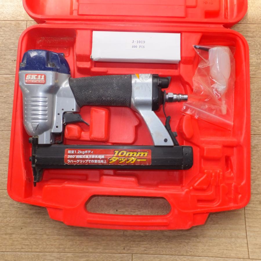 [送料無料] ★藤原産業 SK11 エアー釘打機 SAT-1025 常圧 ステープル 10.0×1.2×0.6mm 10〜25mm 使用空気圧力 0.5〜0.8MPa★ : ガレージゲット ...