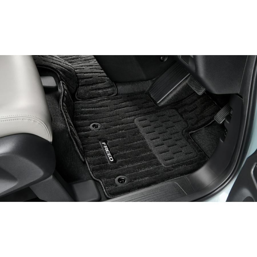 フリード フロアカーペットマット(プレミアムタイプ)ガソリン車用 08P15-33F-010B GT1 GT2 GT3 GT4 GT5 GT6 GT7 GT8 HONDA ホンダ 純正 ...