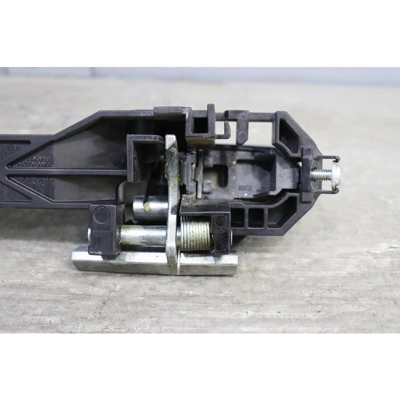 25 セレナ ハイウェイスター 前期(CC25 C25) 純正 右スライドドア アウターハンドル KY0 右 / 82640-EN002 ...