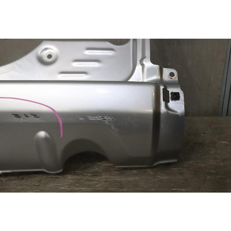 ダイハツ（DAIHATSU） ネイキッド G 5MT 後期(L750S) 純正 リアバンパー S28 右 左 センター 3個セット 52159 ...